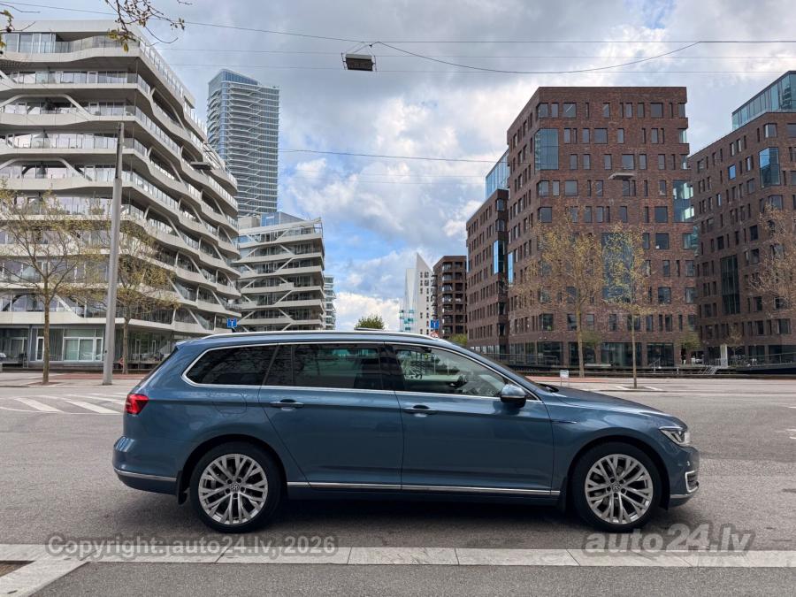 Zils Volkswagen Passat 2018 Tallina, ar dzinēja tilpumu 1.40 L un nobraukumu 160 tūkst. km par 15500 €, foto 6 vietnē AUTOMOTO.COM.LV