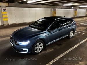 Zils Volkswagen Passat 2018 Tallina, ar dzinēja tilpumu 1.40 L un nobraukumu 160 tūkst. km par 15500 €, foto 29 vietnē AUTOMOTO.COM.LV
