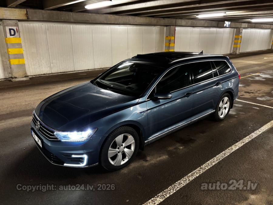 Zils Volkswagen Passat 2018 Tallina, ar dzinēja tilpumu 1.40 L un nobraukumu 160 tūkst. km par 15500 €, foto 29 vietnē AUTOMOTO.COM.LV