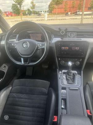 Zils Volkswagen Passat 2018 Klaipėda, ar dzinēja tilpumu 1.97 L un nobraukumu 349 tūkst. km par 12200 €, foto 3 vietnē AUTOMOTO.COM.LV