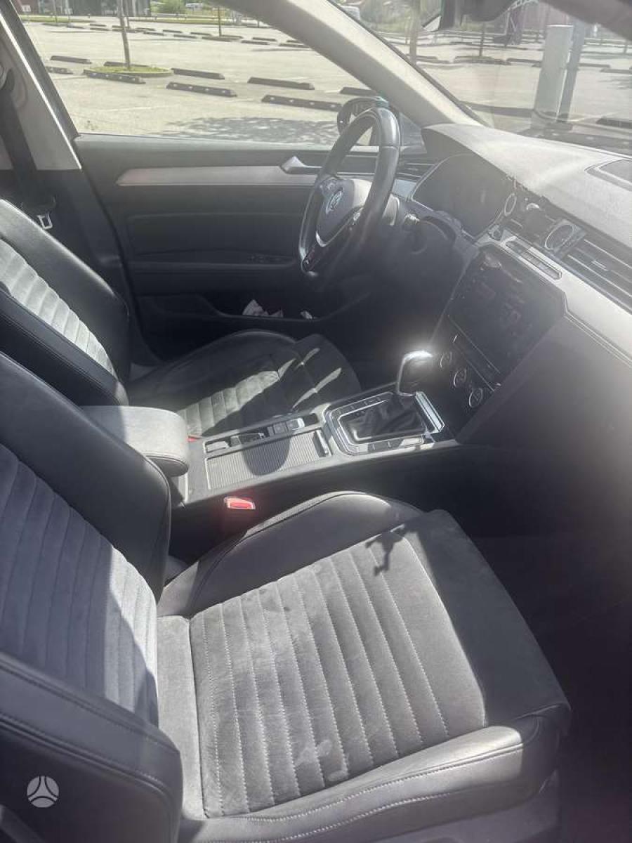 Zils Volkswagen Passat 2018 Klaipėda, ar dzinēja tilpumu 1.97 L un nobraukumu 349 tūkst. km par 12200 €, foto 7 vietnē AUTOMOTO.COM.LV