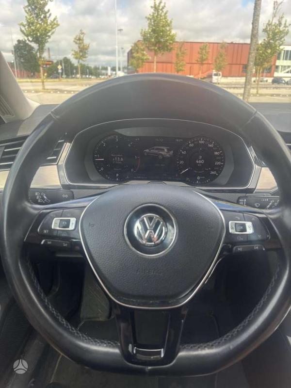 Zils Volkswagen Passat 2018 Klaipėda, ar dzinēja tilpumu 1.97 L un nobraukumu 349 tūkst. km par 12200 €, foto 8 vietnē AUTOMOTO.COM.LV