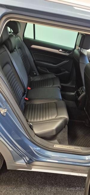 Zils Volkswagen Passat 2018 Tartu, ar dzinēja tilpumu 2.00 L un nobraukumu 174 tūkst. km par 17900 €, foto 8 vietnē AUTOMOTO.COM.LV