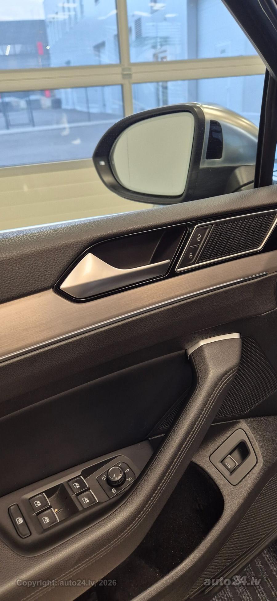 Zils Volkswagen Passat 2018 Tartu, ar dzinēja tilpumu 2.00 L un nobraukumu 174 tūkst. km par 17900 €, foto 13 vietnē AUTOMOTO.COM.LV