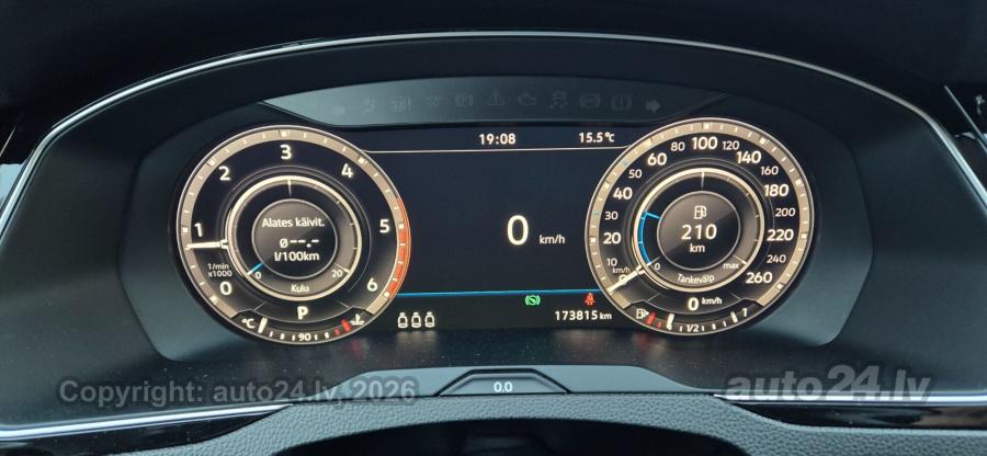 Zils Volkswagen Passat 2018 Tartu, ar dzinēja tilpumu 2.00 L un nobraukumu 174 tūkst. km par 17900 €, foto 17 vietnē AUTOMOTO.COM.LV
