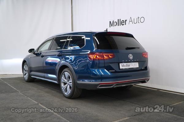 Blue Volkswagen Passat 2019 in Tallinn, with an engine capacity of 2.00 L and mileage of 168 thousand km for 22790 €, photo 4 on AUTOMOTO.COM.LV