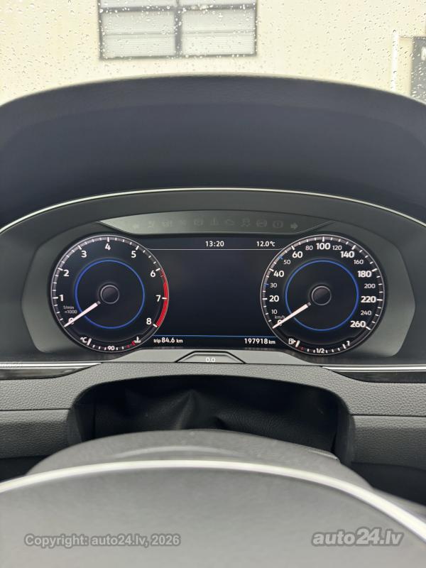 Zils Volkswagen Passat 2019 Tallina, ar dzinēja tilpumu 1.80 L un nobraukumu 198 tūkst. km par 17000 €, foto 6 vietnē AUTOMOTO.COM.LV