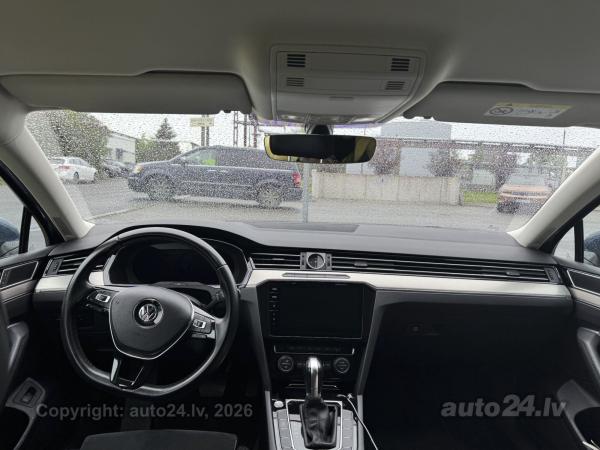 Zils Volkswagen Passat 2019 Tallina, ar dzinēja tilpumu 1.80 L un nobraukumu 198 tūkst. km par 17000 €, foto 7 vietnē AUTOMOTO.COM.LV