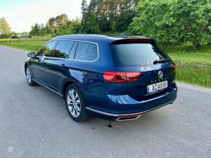 Zils Volkswagen Passat 2019 Alīta, ar dzinēja tilpumu 1.50 L un nobraukumu 147 tūkst. km par 18600 €, foto 5 vietnē AUTOMOTO.COM.LV