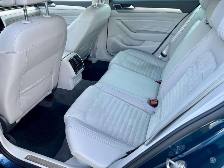 Zils Volkswagen Passat 2019 Alīta, ar dzinēja tilpumu 1.50 L un nobraukumu 147 tūkst. km par 18600 €, foto 9 vietnē AUTOMOTO.COM.LV