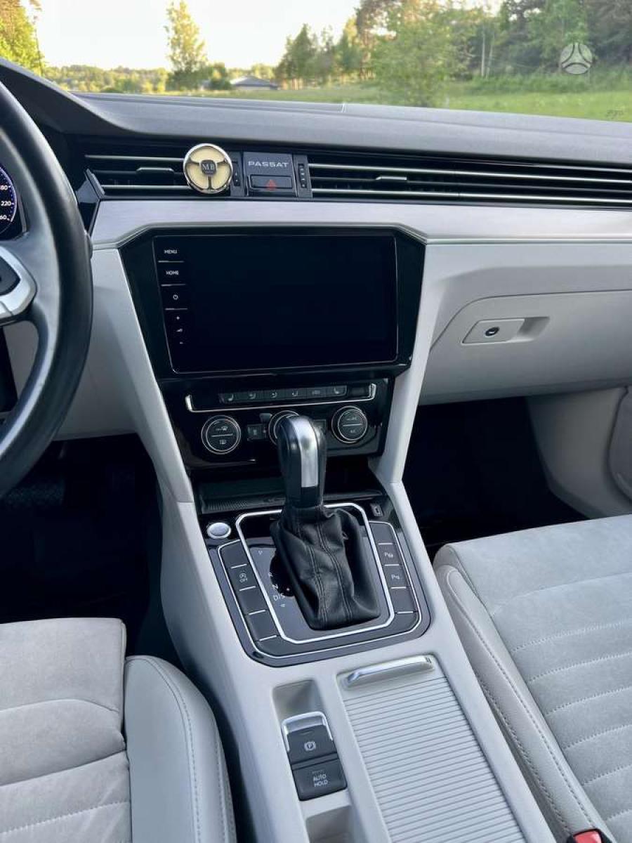 Zils Volkswagen Passat 2019 Alīta, ar dzinēja tilpumu 1.50 L un nobraukumu 147 tūkst. km par 18600 €, foto 11 vietnē AUTOMOTO.COM.LV