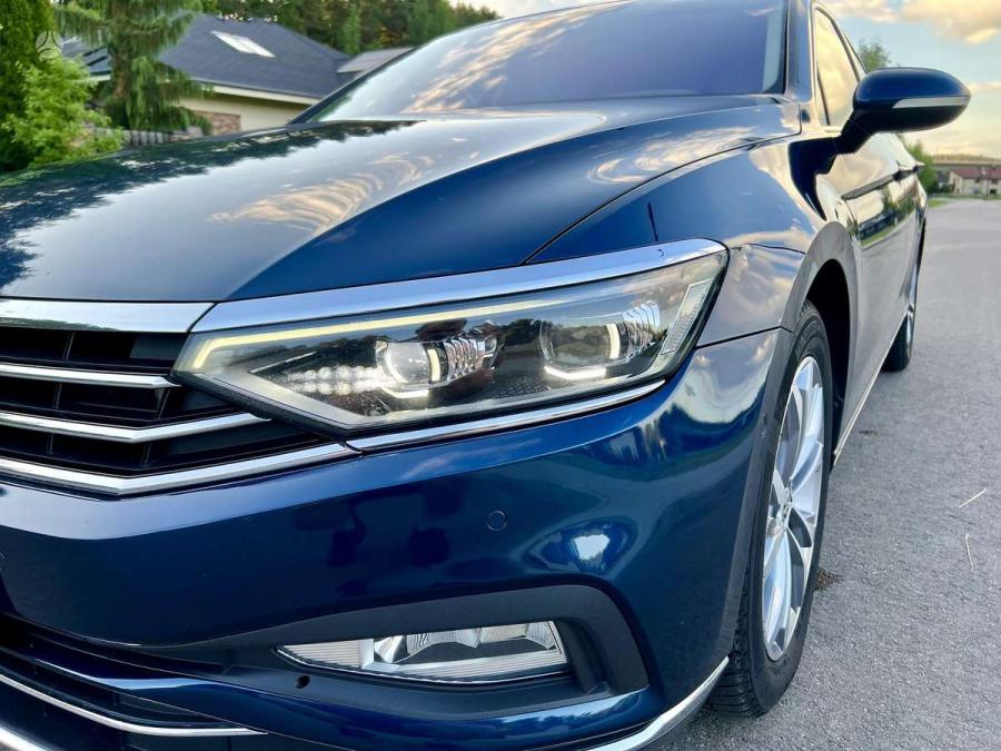 Zils Volkswagen Passat 2019 Alīta, ar dzinēja tilpumu 1.50 L un nobraukumu 147 tūkst. km par 18600 €, foto 19 vietnē AUTOMOTO.COM.LV