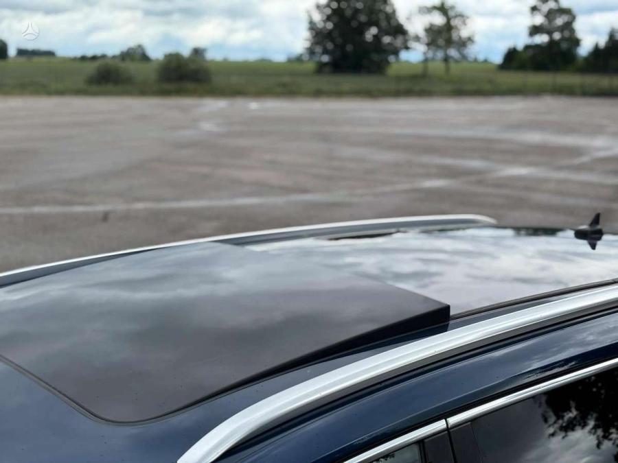 Blue Volkswagen Passat 2019 in Marijampole, with an engine capacity of 1.97 L and mileage of 346 thousand km for 13400 €, photo 21 on AUTOMOTO.COM.LV