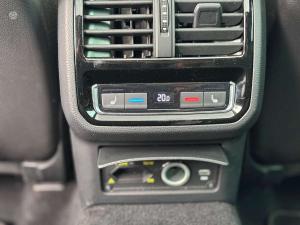 Blue Volkswagen Passat 2019 in Marijampole, with an engine capacity of 1.97 L and mileage of 346 thousand km for 13400 €, photo 24 on AUTOMOTO.COM.LV