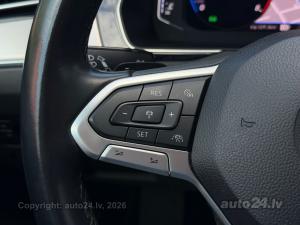 Zils Volkswagen Passat 2019 Pērnava, ar dzinēja tilpumu 1.50 L un nobraukumu 166 tūkst. km par 19900 €, foto 18 vietnē AUTOMOTO.COM.LV
