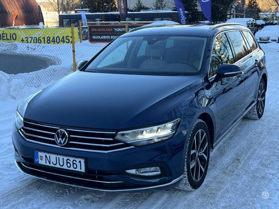 Blue Volkswagen Passat 2020 in Vilnius, with an engine capacity of 1.97 L and mileage of 172 thousand km for 16800 €, photo 1 on AUTOMOTO.COM.LV