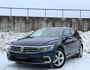 Zils Volkswagen Passat 2020 Viļņa, ar dzinēja tilpumu 1.40 L un nobraukumu 257 tūkst. km par 13990 €, foto  vietnē AUTOMOTO.COM.LV