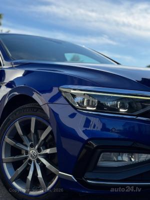 Blue Volkswagen Passat 2020 in Tallinn, with an engine capacity of 2.00 L and mileage of 168 thousand km for 22900 €, photo 3 on AUTOMOTO.COM.LV