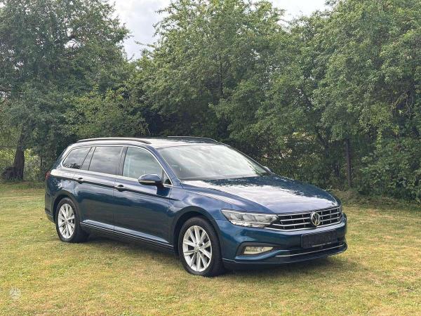 Blue Volkswagen Passat 2020 in Marijampole, with an engine capacity of 0.00 L and mileage of 171 thousand km for 13800 €, photo 2 on AUTOMOTO.COM.LV