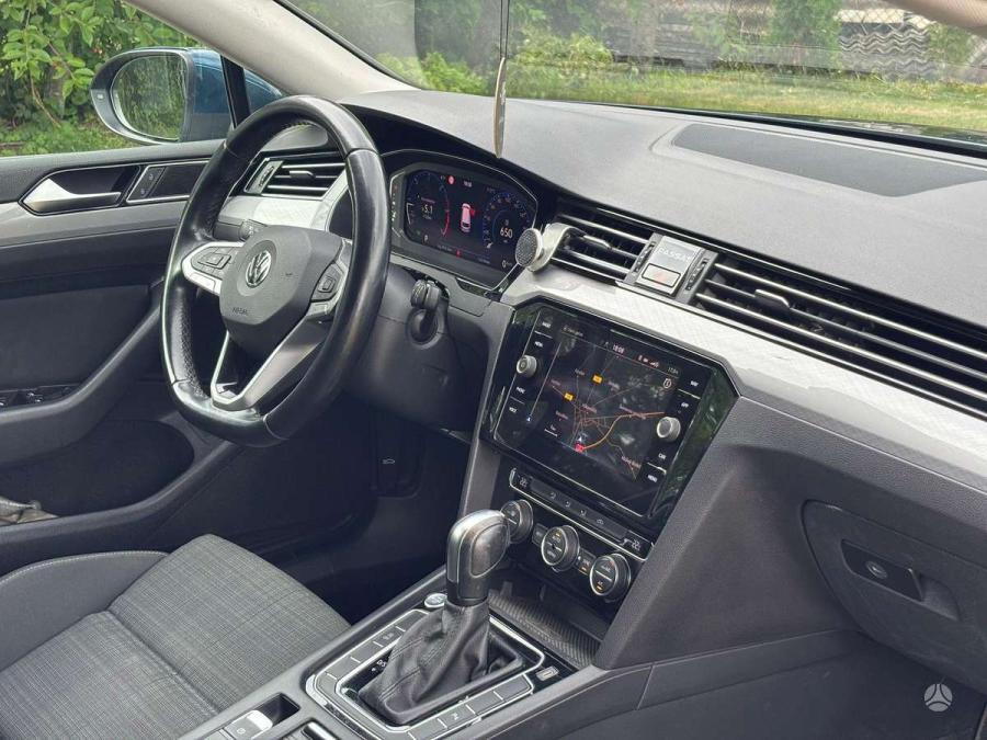 Zils Volkswagen Passat 2020 Marijampole, ar dzinēja tilpumu 0.00 L un nobraukumu 171 tūkst. km par 13800 €, foto 13 vietnē AUTOMOTO.COM.LV