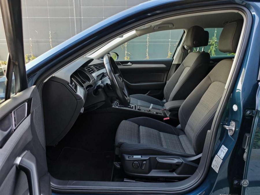 Zils Volkswagen Passat 2020 Klaipėda, ar dzinēja tilpumu 1.97 L un nobraukumu 235 tūkst. km par 14500 €, foto 25 vietnē AUTOMOTO.COM.LV