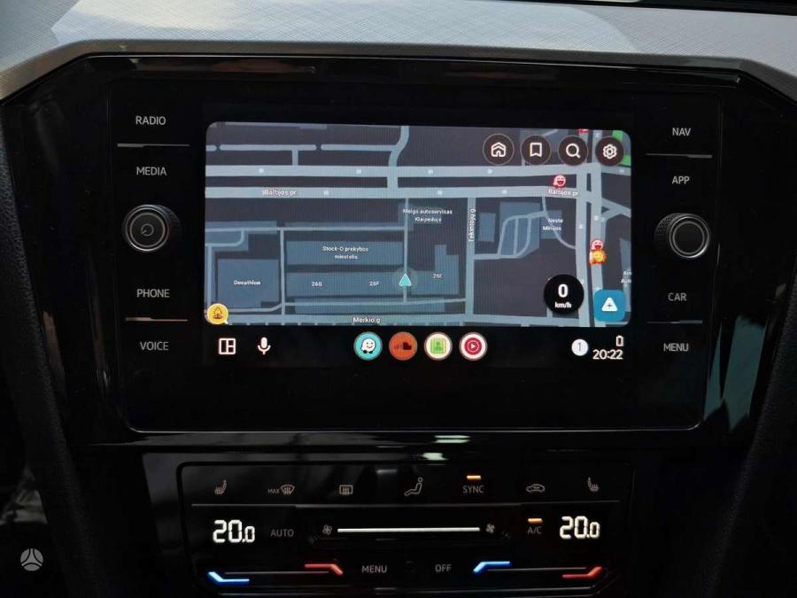 Zils Volkswagen Passat 2020 Klaipėda, ar dzinēja tilpumu 1.97 L un nobraukumu 235 tūkst. km par 14500 €, foto 47 vietnē AUTOMOTO.COM.LV