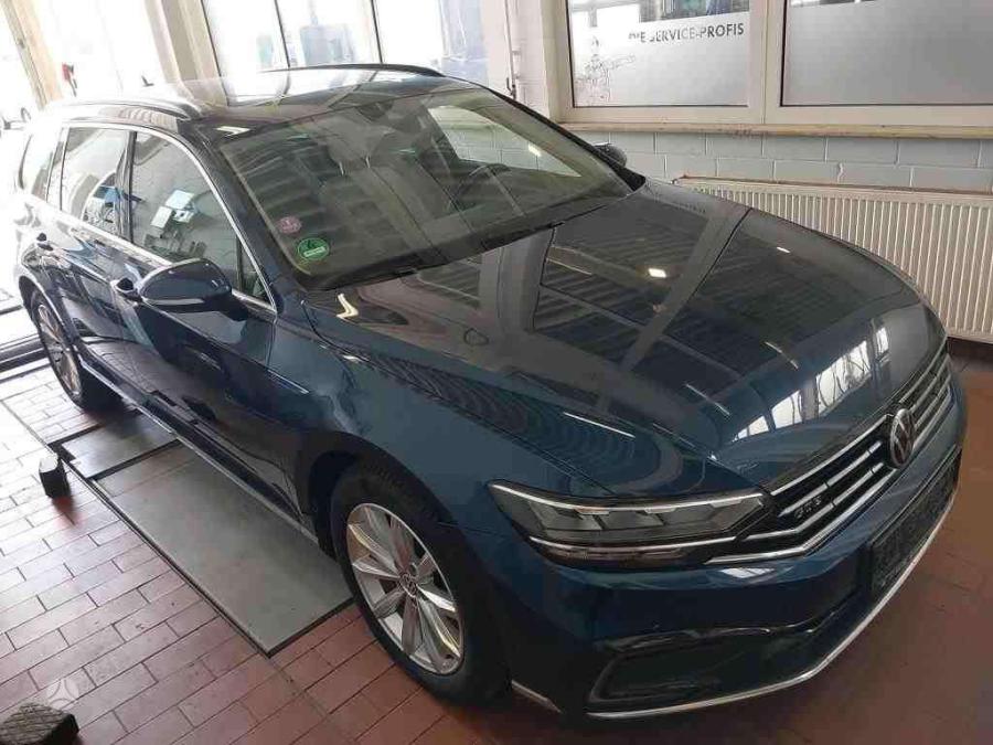 Zils Volkswagen Passat 2021 Viļņa, ar dzinēja tilpumu 1.40 L un nobraukumu 185 tūkst. km par 14999 €, foto 35 vietnē AUTOMOTO.COM.LV