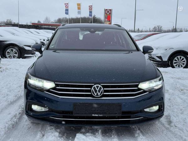 Blue Volkswagen Passat 2021 in Vilnius, with an engine capacity of 1.97 L and mileage of 200 thousand km for 14999 €, photo 3 on AUTOMOTO.COM.LV