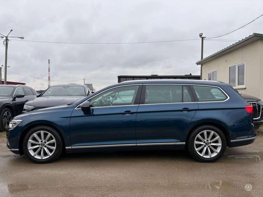 Zils Volkswagen Passat 2021 Viļņa, ar dzinēja tilpumu 1.97 L un nobraukumu 177 tūkst. km par 17200 €, foto 2 vietnē AUTOMOTO.COM.LV