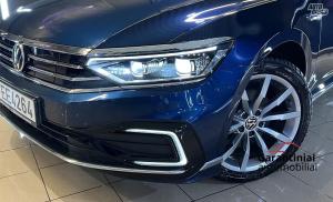 Blue Volkswagen Passat 2021 in Avizieniai, with an engine capacity of 1.40 L and mileage of 96 thousand km for 20950 €, photo 4 on AUTOMOTO.COM.LV