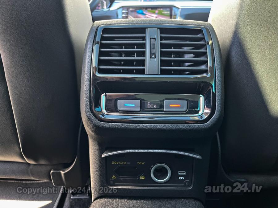 Zils Volkswagen Passat 2021 Tallina, ar dzinēja tilpumu 1.40 L un nobraukumu 71 tūkst. km par 22500 €, foto 25 vietnē AUTOMOTO.COM.LV