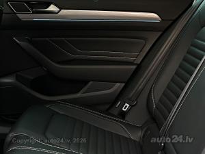 Zils Volkswagen Passat 2021 Tallina, ar dzinēja tilpumu 1.40 L un nobraukumu 71 tūkst. km par 22500 €, foto 28 vietnē AUTOMOTO.COM.LV