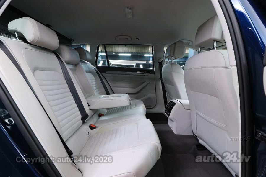Zils Volkswagen Passat 2021 Tallina, ar dzinēja tilpumu 1.40 L un nobraukumu 154 tūkst. km par 18990 €, foto 11 vietnē AUTOMOTO.COM.LV