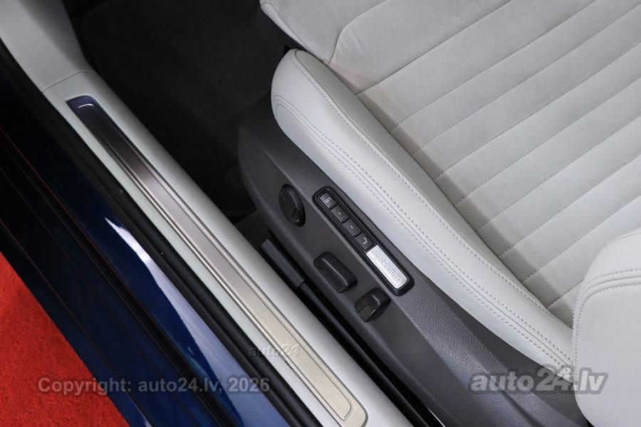 Zils Volkswagen Passat 2021 Tallina, ar dzinēja tilpumu 1.40 L un nobraukumu 154 tūkst. km par 18990 €, foto 13 vietnē AUTOMOTO.COM.LV
