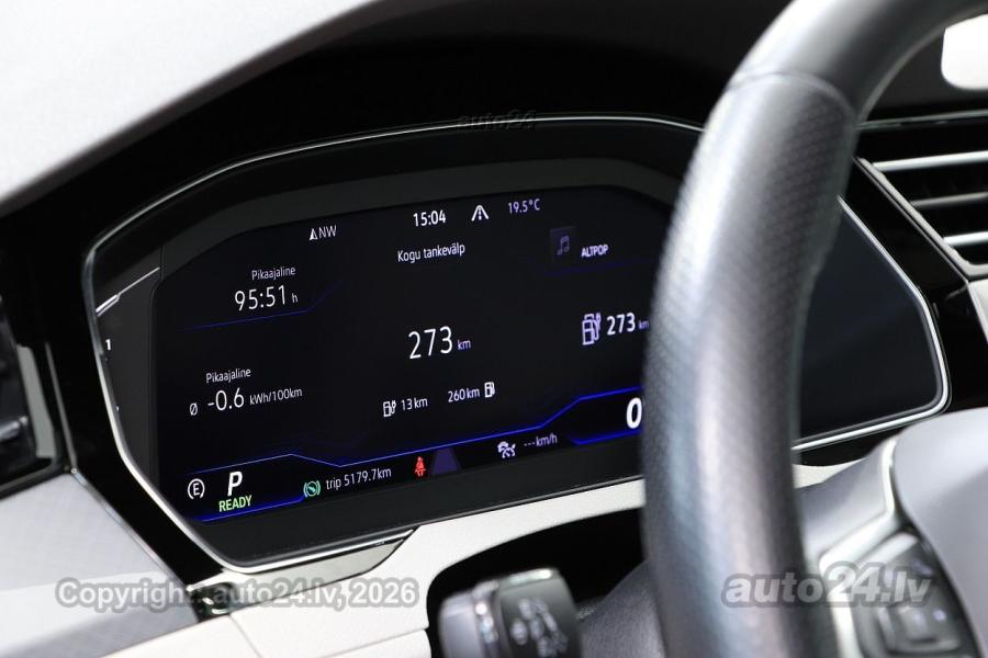 Zils Volkswagen Passat 2021 Tallina, ar dzinēja tilpumu 1.40 L un nobraukumu 154 tūkst. km par 18990 €, foto 16 vietnē AUTOMOTO.COM.LV