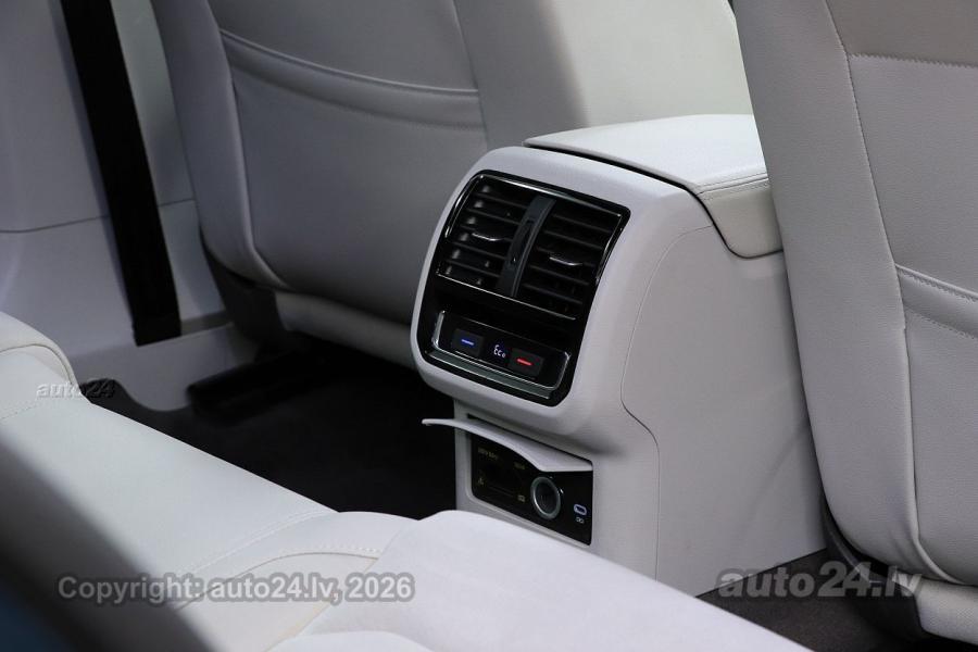 Zils Volkswagen Passat 2021 Tallina, ar dzinēja tilpumu 1.40 L un nobraukumu 154 tūkst. km par 18990 €, foto 23 vietnē AUTOMOTO.COM.LV