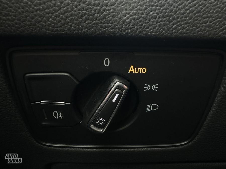 Blue Volkswagen Passat 2021 in Avizieniai, with an engine capacity of 1.40 L and mileage of 138 thousand km for 19550 €, photo 20 on AUTOMOTO.COM.LV