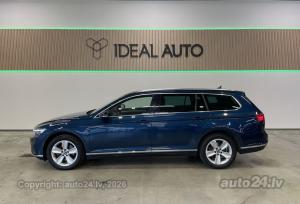 Blue Volkswagen Passat 2021 in Tallinn, with an engine capacity of 2.00 L and mileage of 155 thousand km for 17490 €, photo 3 on AUTOMOTO.COM.LV