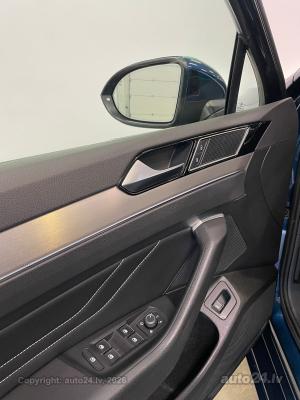 Blue Volkswagen Passat 2021 in Tallinn, with an engine capacity of 2.00 L and mileage of 155 thousand km for 17490 €, photo 22 on AUTOMOTO.COM.LV