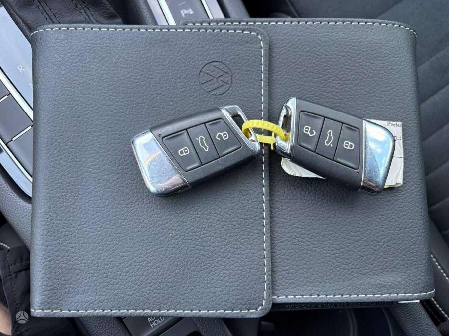 Zils Volkswagen Passat 2021 Viļņa, ar dzinēja tilpumu 1.97 L un nobraukumu 177 tūkst. km par 15400 €, foto 31 vietnē AUTOMOTO.COM.LV