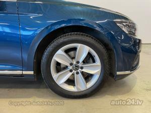 Zils Volkswagen Passat 2022 Tallina, ar dzinēja tilpumu 2.00 L un nobraukumu 74 tūkst. km par 22990 €, foto 6 vietnē AUTOMOTO.COM.LV