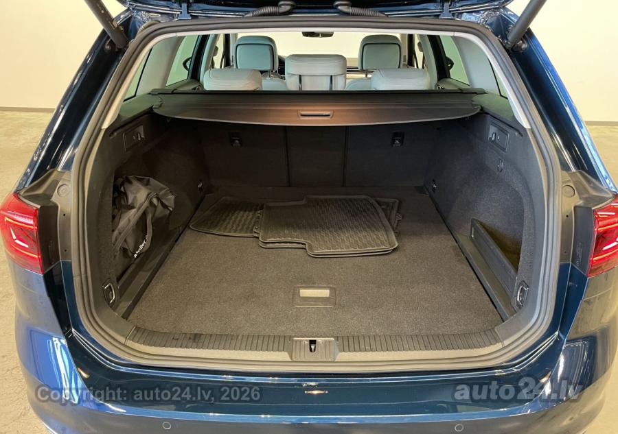 Zils Volkswagen Passat 2022 Tallina, ar dzinēja tilpumu 2.00 L un nobraukumu 74 tūkst. km par 22990 €, foto 16 vietnē AUTOMOTO.COM.LV