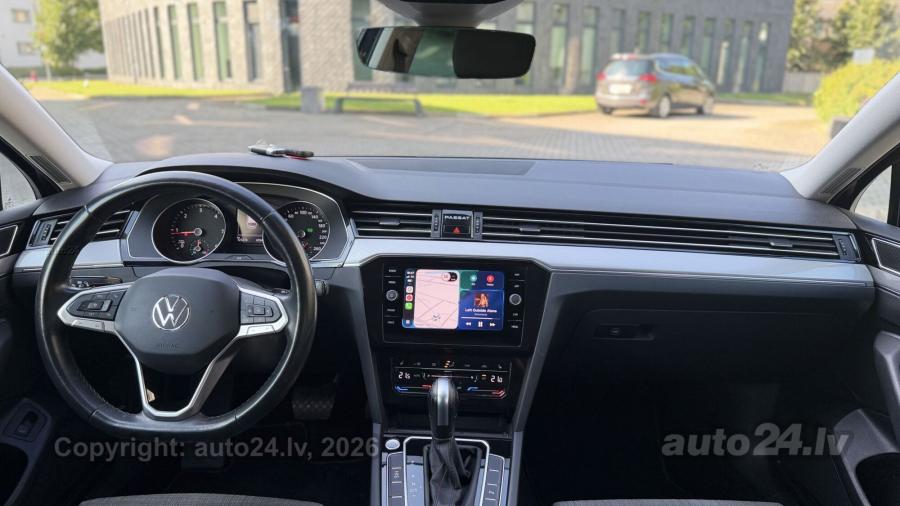 Blue Volkswagen Passat 2022 in Tallinn, with an engine capacity of 1.97 L and mileage of 124 thousand km for 19900 €, photo 15 on AUTOMOTO.COM.LV
