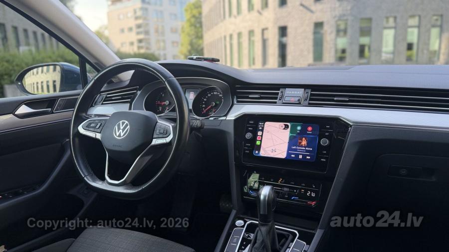 Blue Volkswagen Passat 2022 in Tallinn, with an engine capacity of 1.97 L and mileage of 124 thousand km for 19900 €, photo 16 on AUTOMOTO.COM.LV