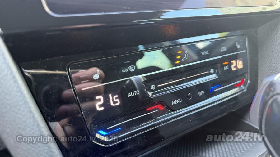 Blue Volkswagen Passat 2022 in Tallinn, with an engine capacity of 1.97 L and mileage of 124 thousand km for 19900 €, photo 18 on AUTOMOTO.COM.LV