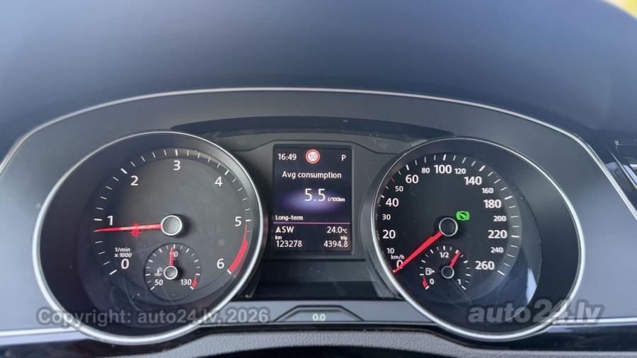 Blue Volkswagen Passat 2022 in Tallinn, with an engine capacity of 1.97 L and mileage of 124 thousand km for 19900 €, photo 19 on AUTOMOTO.COM.LV