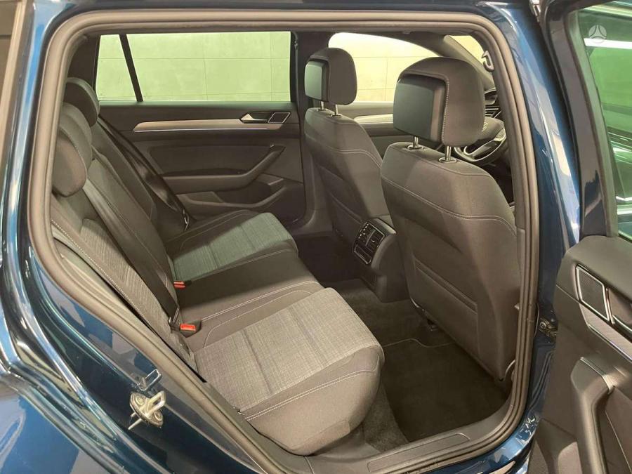 Zils Volkswagen Passat 2022 Marijampole, ar dzinēja tilpumu 1.50 L un nobraukumu 149 tūkst. km par 16214 €, foto 11 vietnē AUTOMOTO.COM.LV