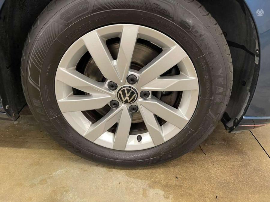 Zils Volkswagen Passat 2022 Marijampole, ar dzinēja tilpumu 1.50 L un nobraukumu 149 tūkst. km par 16214 €, foto 20 vietnē AUTOMOTO.COM.LV