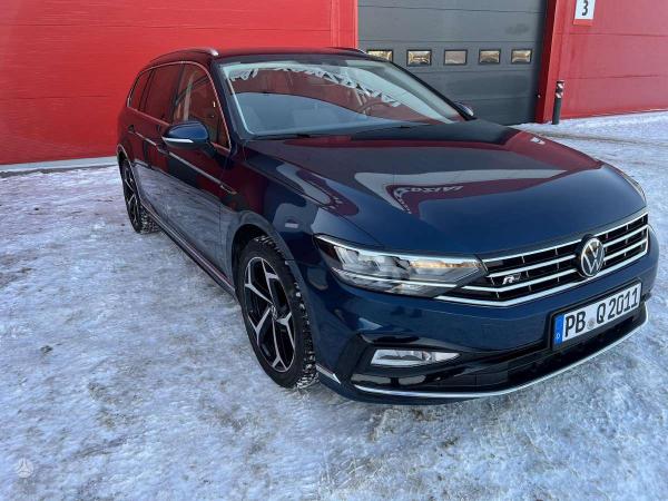 Blue Volkswagen Passat 2023 in Telschi, with an engine capacity of 1.97 L and mileage of 53 thousand km for 21300 €, photo 3 on AUTOMOTO.COM.LV