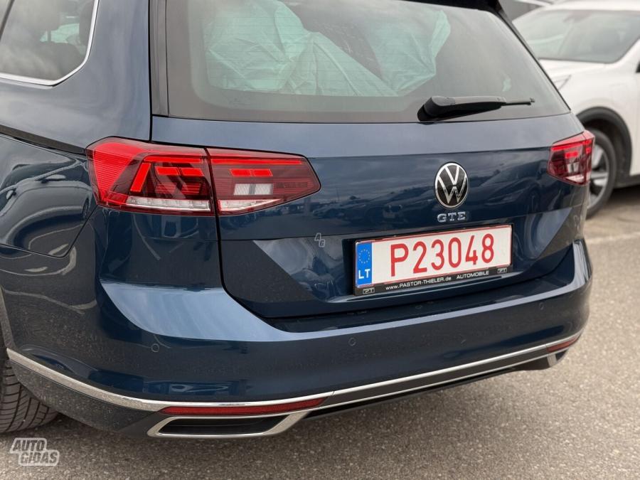 Blue Volkswagen Passat 2023 in Vilnius, with an engine capacity of 1.40 L and mileage of 181 thousand km for 15500 €, photo 12 on AUTOMOTO.COM.LV